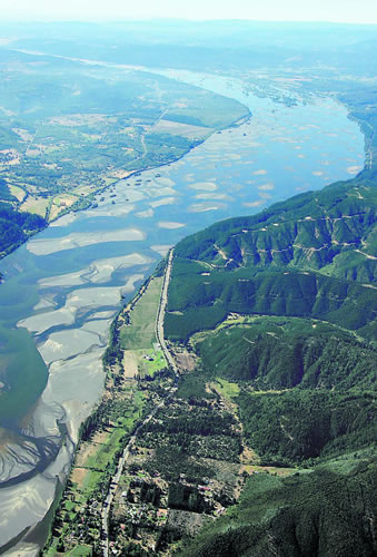 Atlas del Agua devela los secretos del río más importante de Chile