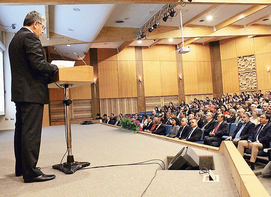 Rector de la UBB presentó Cuenta Anual 2016