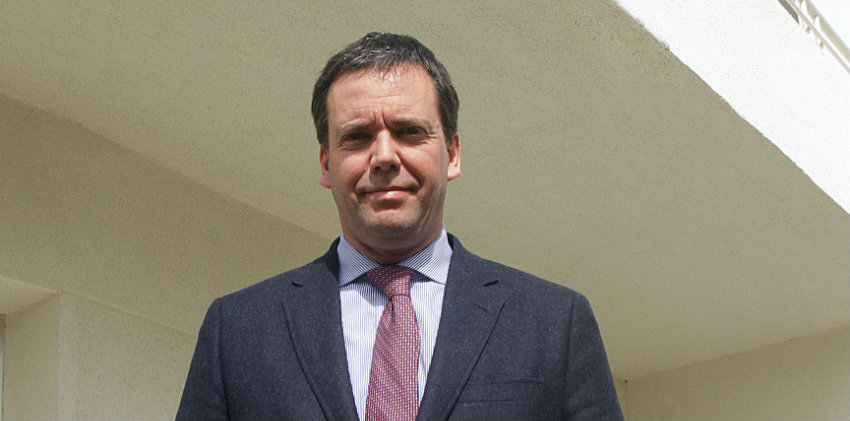 Harboe confirma apoyo a retiro del 10% de AFPs