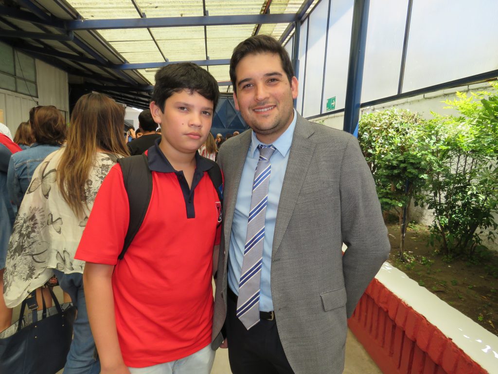 Primer día de clases del Lycée Charles de Gaulle