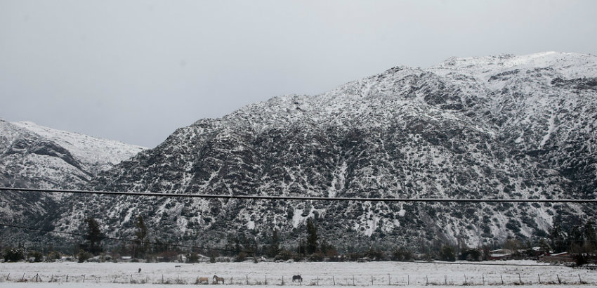 Detectan nieve contaminada en zonas cordilleranas del país: podría ...