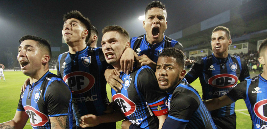 Huachipato rescató un valioso empate y sigue invicto en casa
