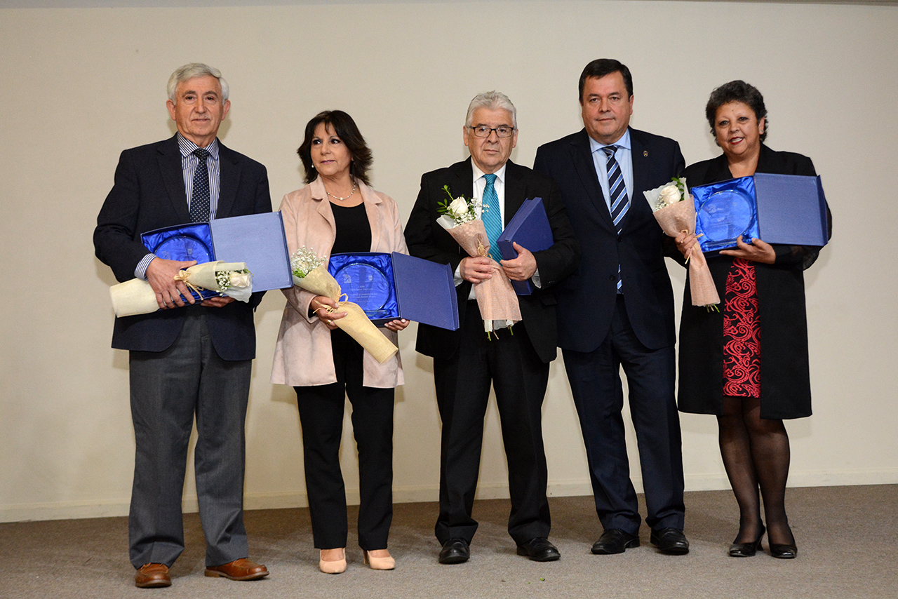 Universidad del Bío – Bío reconoce destacada labor de sus trabajadores