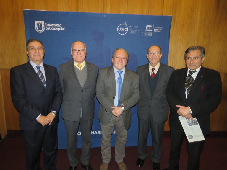 Rector Carlos Saavedra encabezó Cuenta Pública de la Universidad de ...