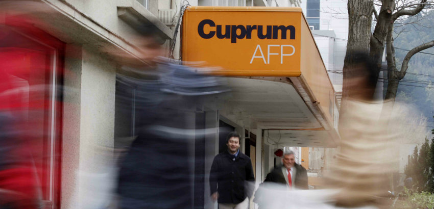 Diputado Monsalve valora fallo que ordenó a AFP entregar fondos a profesora