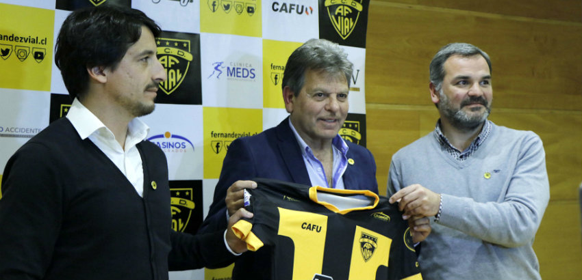 Jorge Garcés asumió como entrenador de Fernández Vial: “Nos quedan tres ...