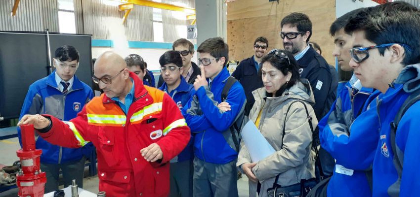 Enap Bío Bío abre sus puertas a estudiantes de mecánica