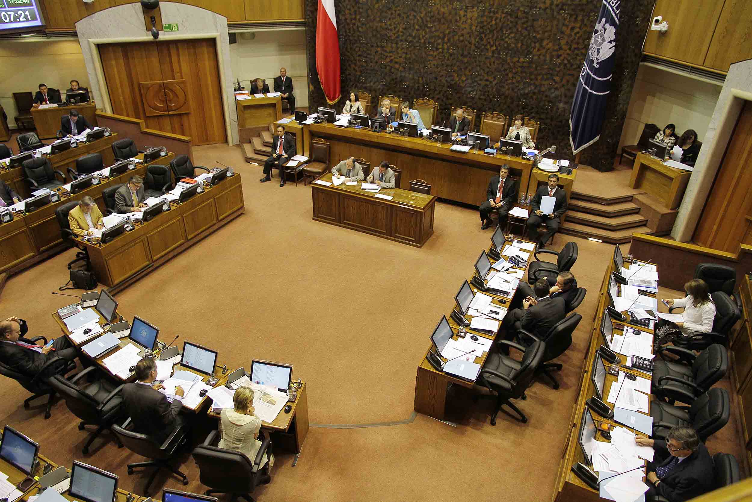 Carrera senatorial en Biobío suma nombres y apoyos