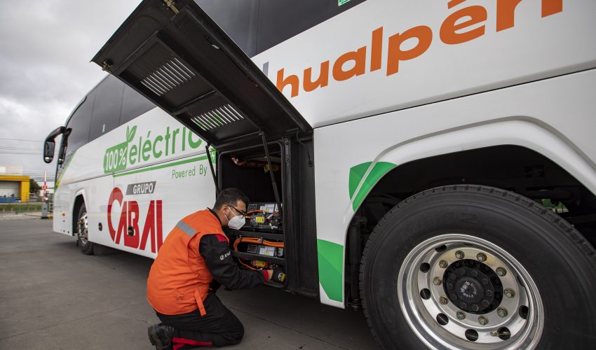 Hualpén presenta nueva opción de bus eléctrico para contratos con ...