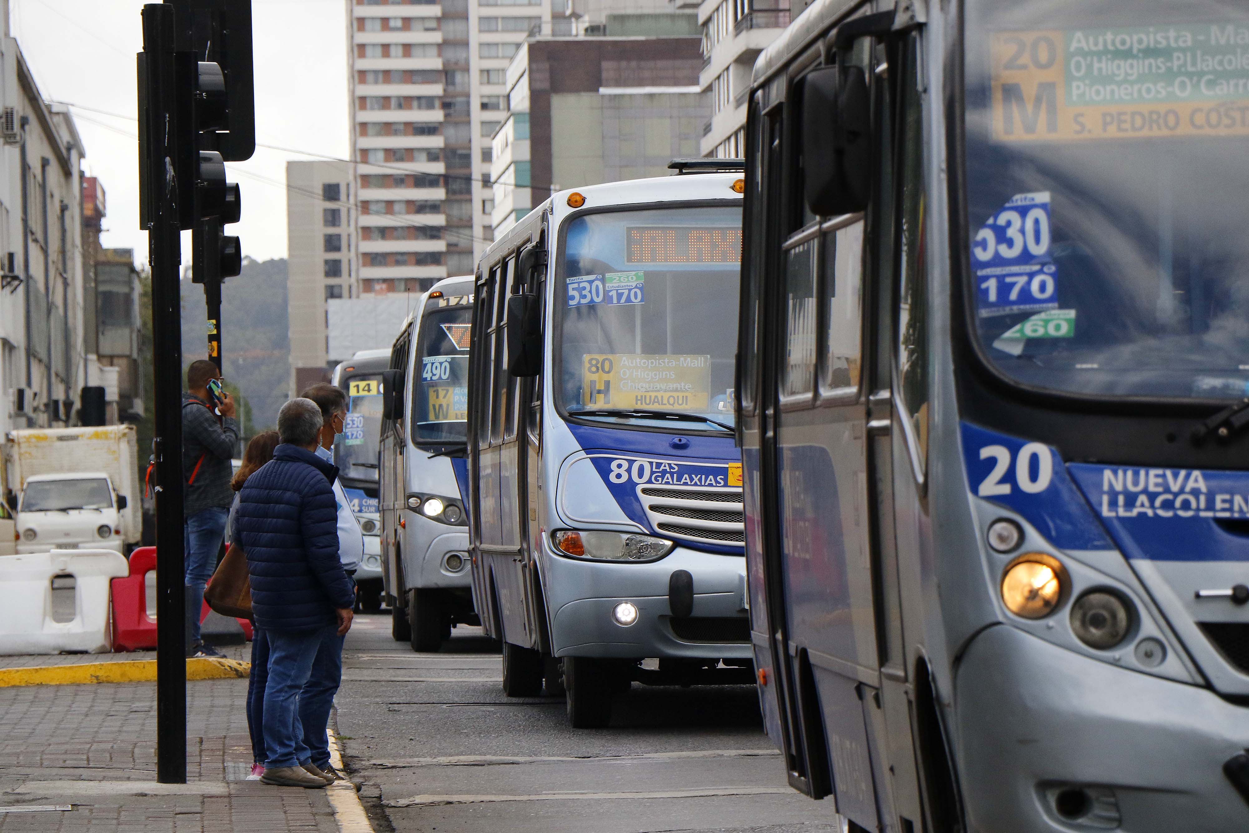 La eterna espera para mejoras en las “micros” penquistas