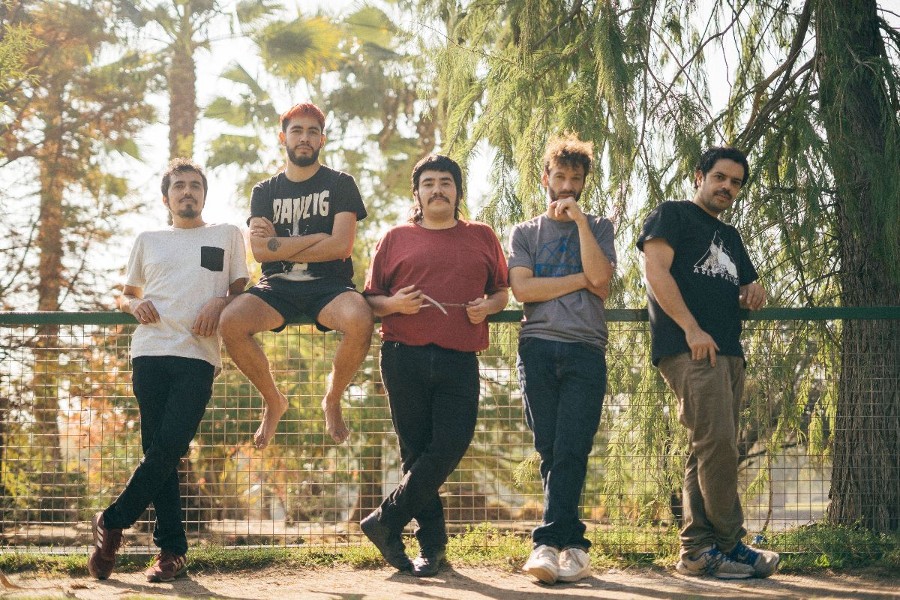 Ases Falsos presenta sus grandes éxitos en el Teatro Biobío