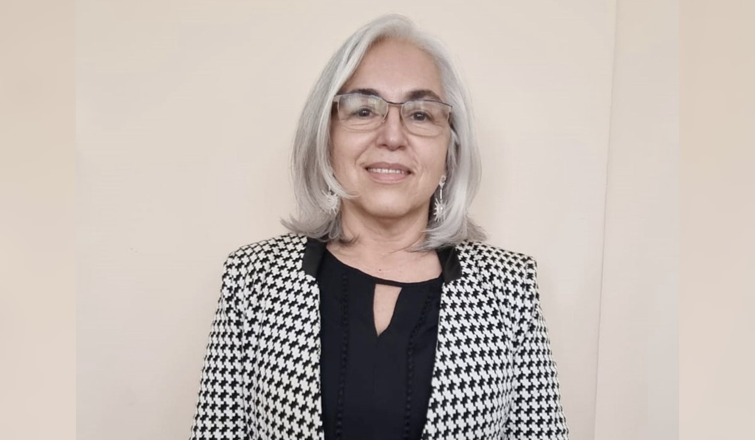 Elizabeth Chávez asume el mando de la seremi de Educación