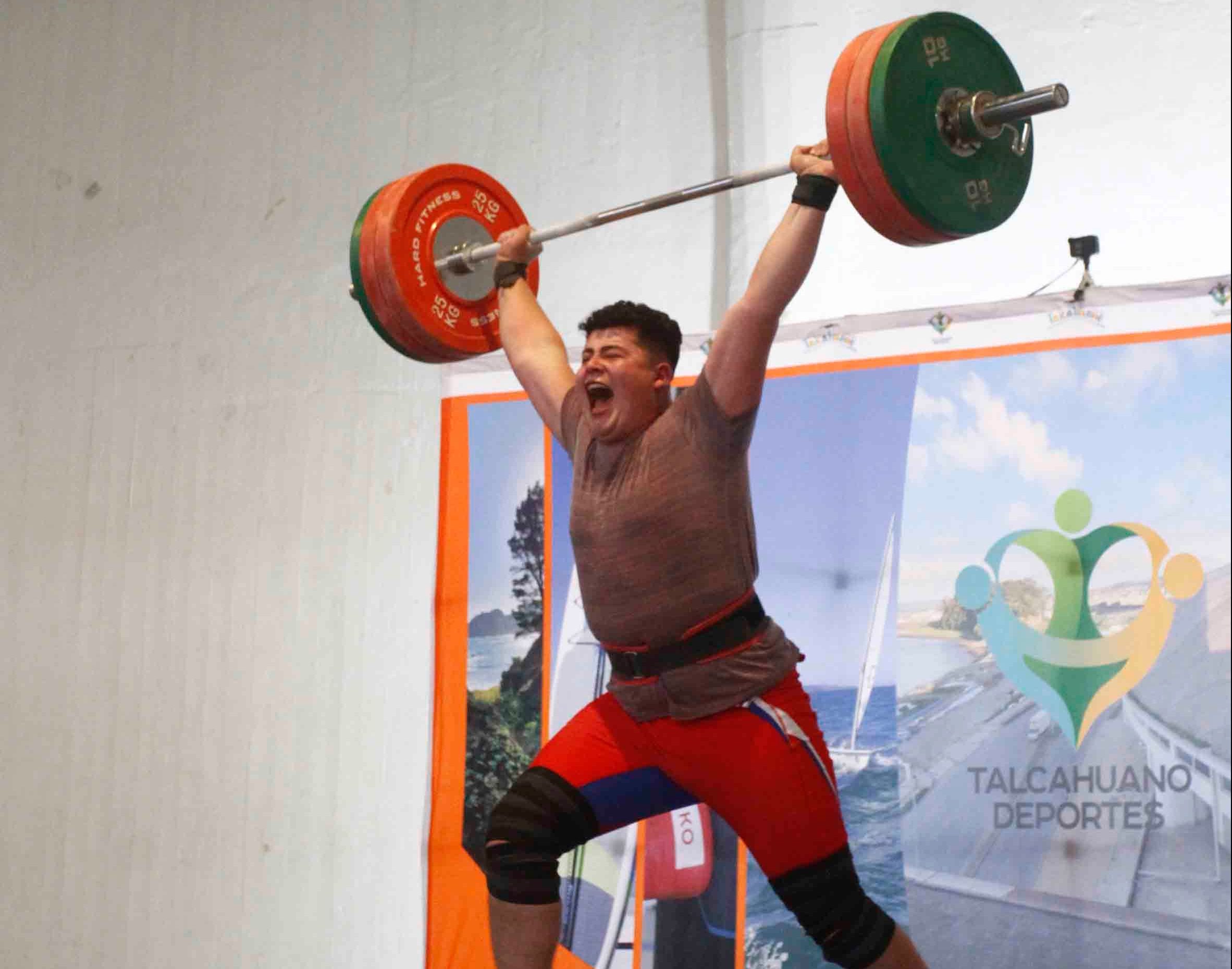 En Talcahuano parte la temporada de halterofilia