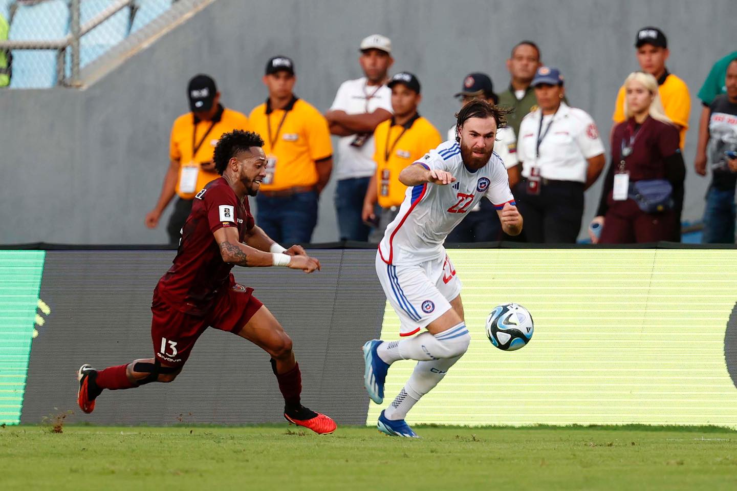 Pesadilla en Maturín: la Roja cae goleada ante Venezuela Pesadilla en Maturín: la Roja cae goleada ante Venezuela