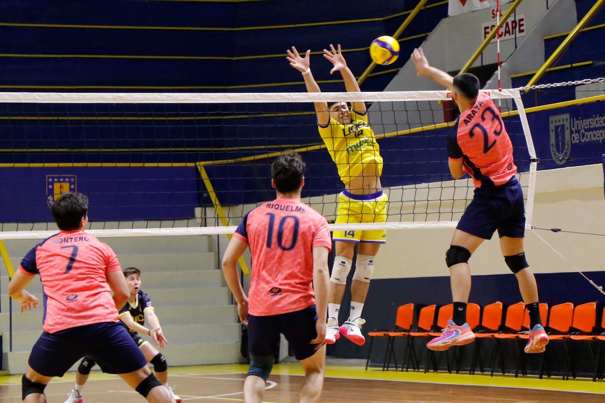 Vóleibol masculino UdeC empezó con triunfo su participación en la Liga A1
