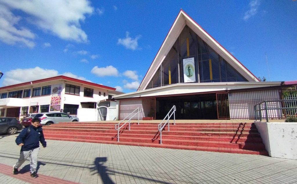 Vida en sociedad y áreas verdes: la Plaza de Armas de Penco