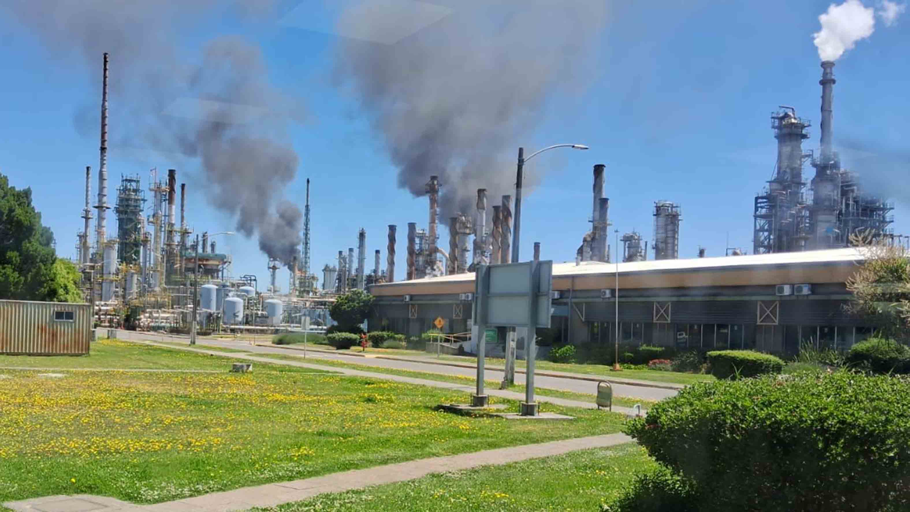 Estable y con una quemadura del 5% de su cuerpo se mantiene trabajador ...