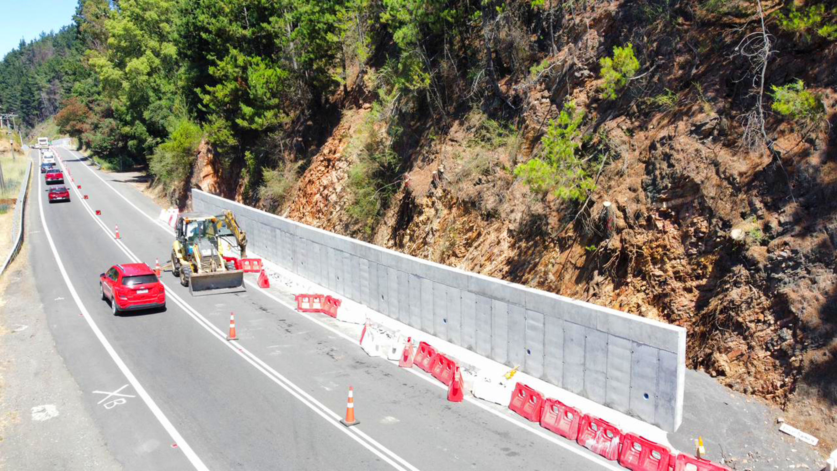 Instalación de muros de hormigón e intervención de árboles: MOP ...