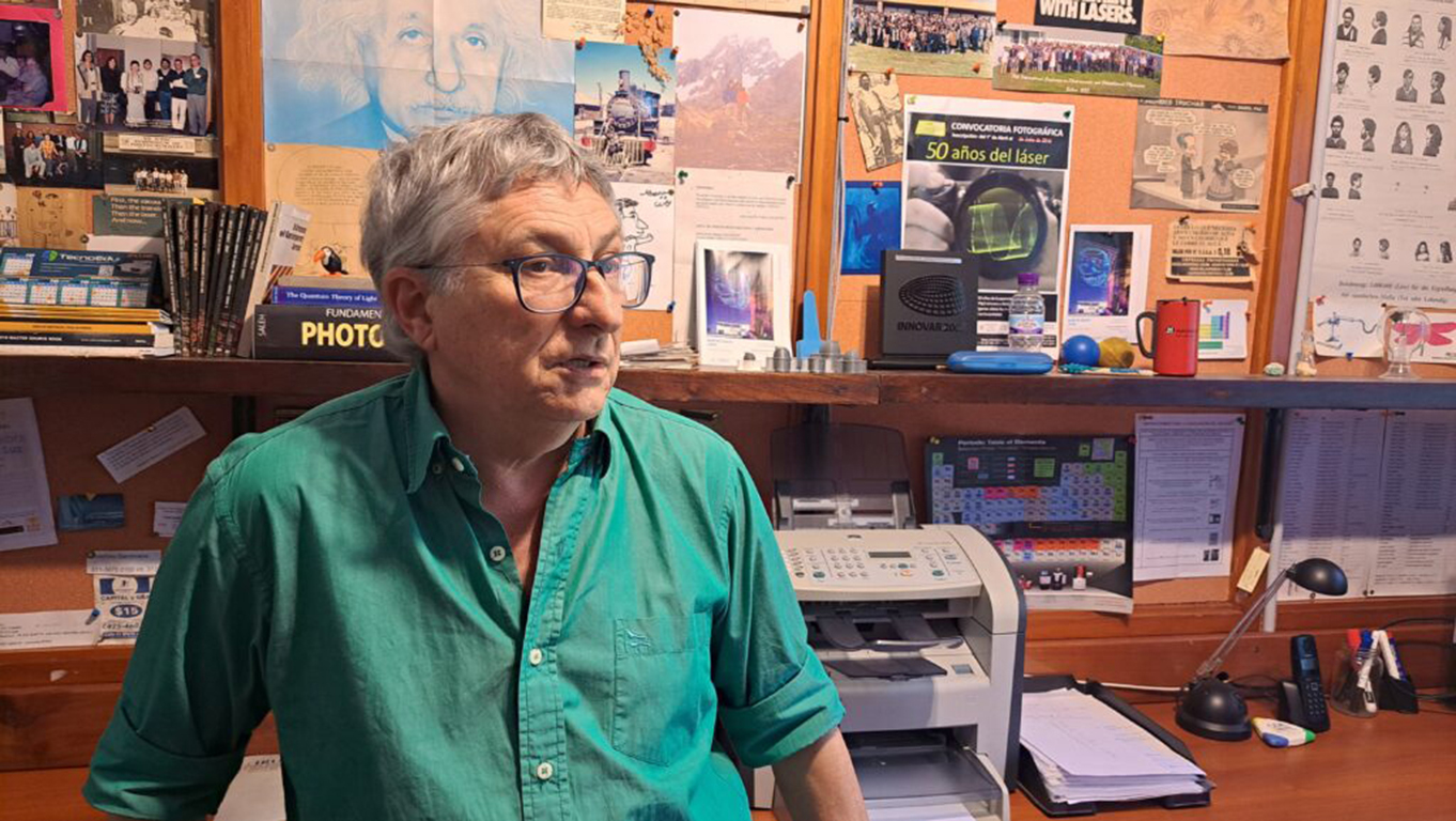 “Es un verdadero cientificidio”: investigador argentino, Gabriel Bilmes ...