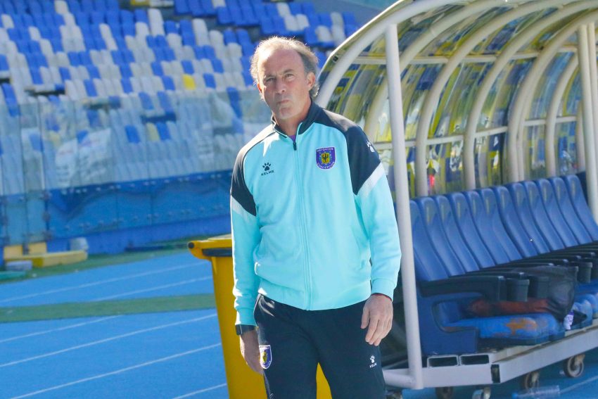 “De mutuo acuerdo”: Deportes Concepción oficializa salida de Manuel Suárez