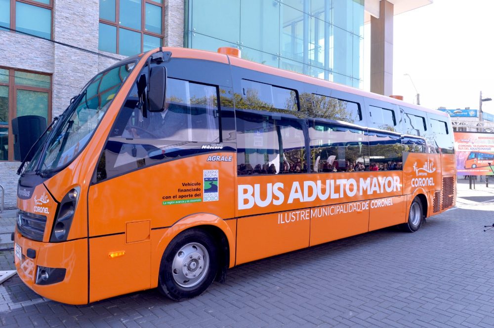 Coronel: inauguran bus gratuito para adultos mayores que conectará ...