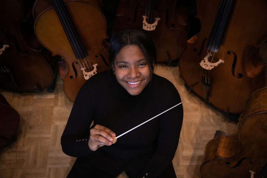 Glass Marcano llega a dirigir la Orquesta Sinfónica de la Universidad ...