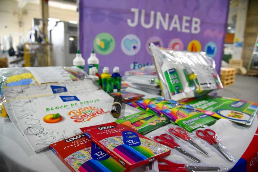 Programa Útiles Escolares de la Junaeb: ¿Quiénes reciben el kit gratuito?