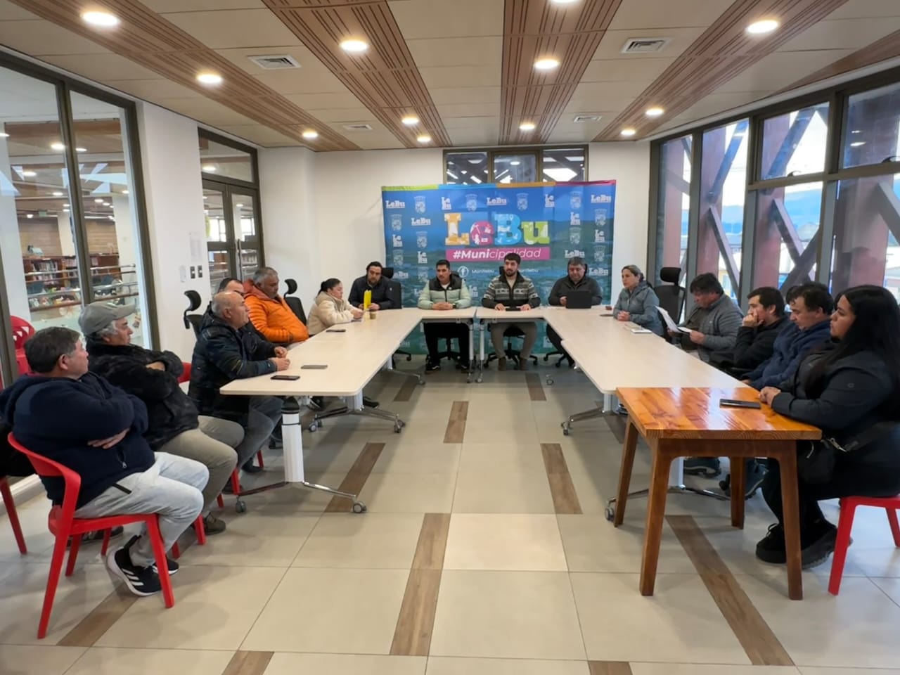 Tras multas por extracción ilegal de jibia en el Maule, pescadores y ...