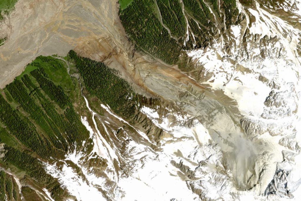 Remociones en masa asociadas a cambios en la Criósfera de Montaña