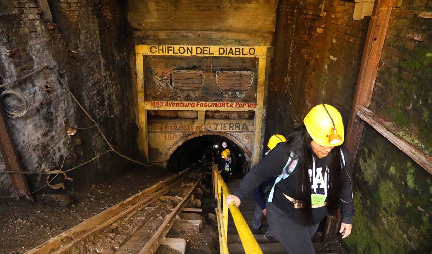 Dos historias del carbón en Biobío: la herida de Lota y la esperanza ...