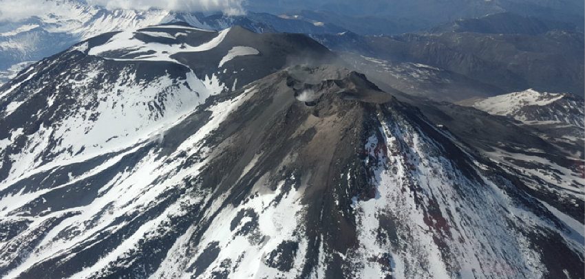 Actividad del volcán Nevados de Chillán lleva a Sernageomin a cambiar ...